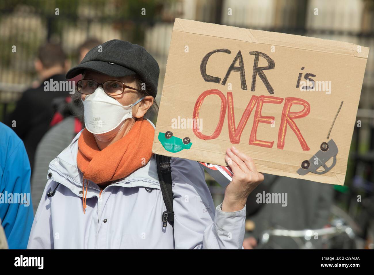 23.09.2022, Germany, Berlin, Berlin - Fridays for future global climate ...