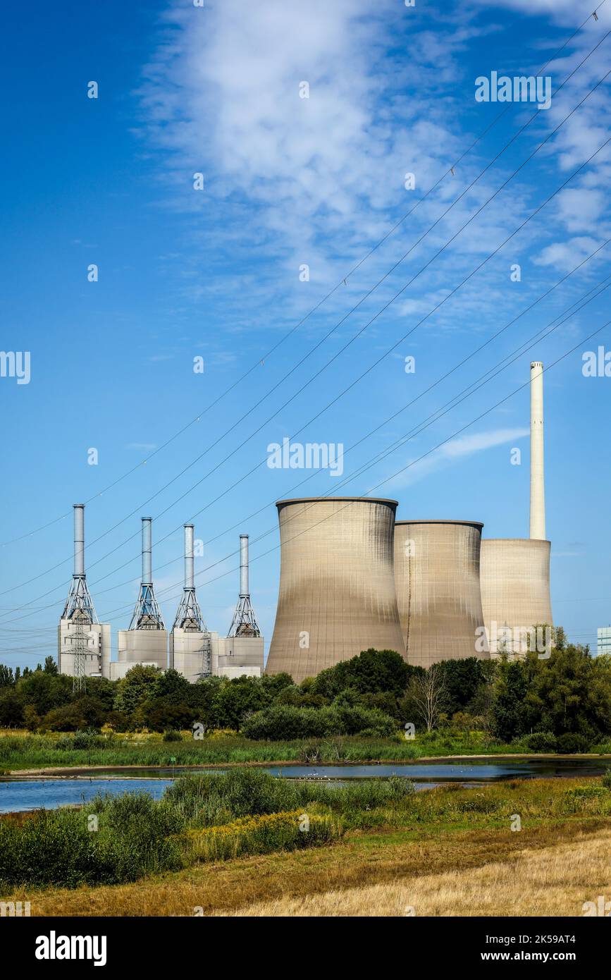 03.08.2022, Germany, North Rhine-Westphalia, Werne - Natural gas power ...