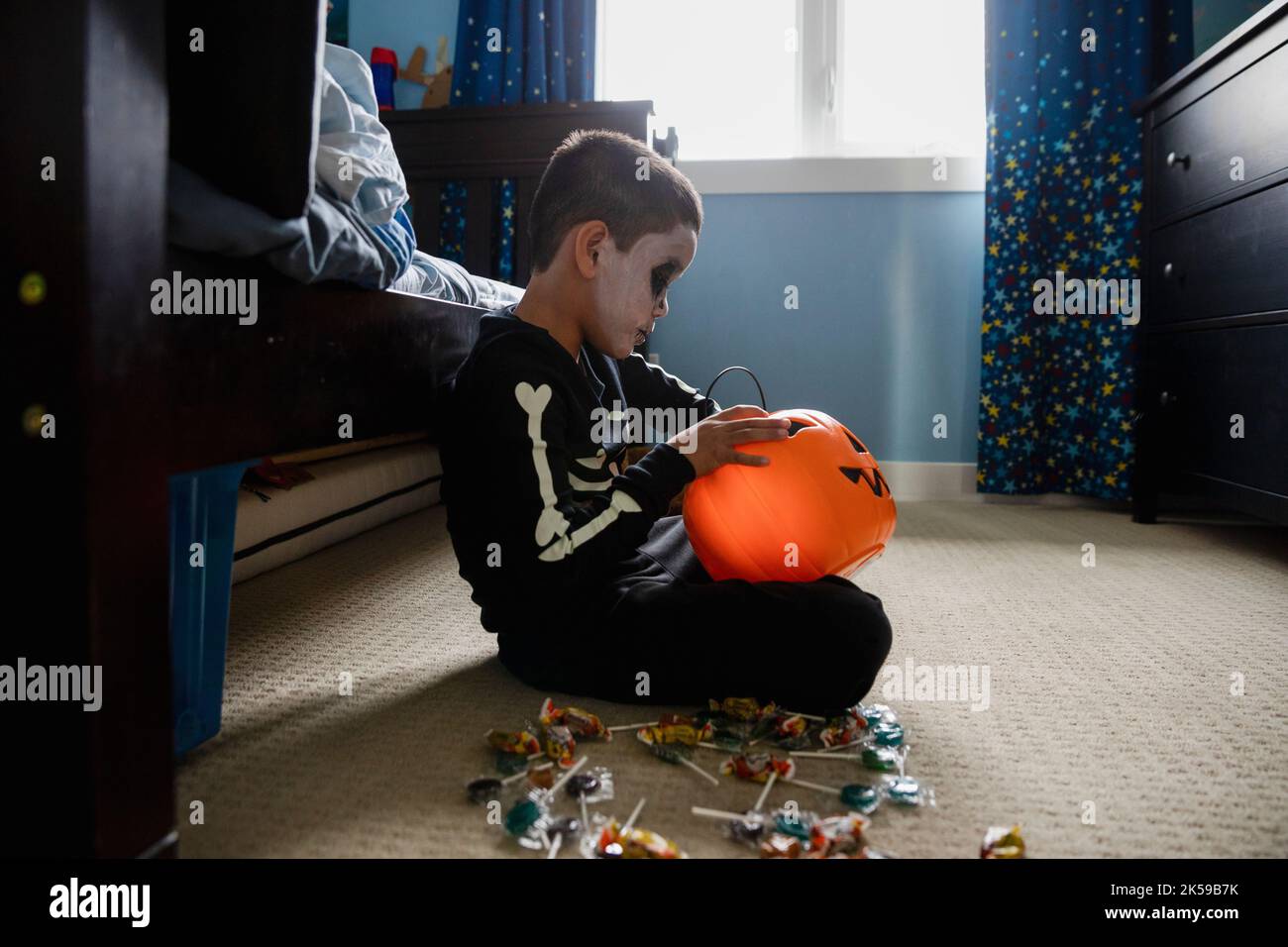 Counting candy hi-res stock photography and images - Alamy