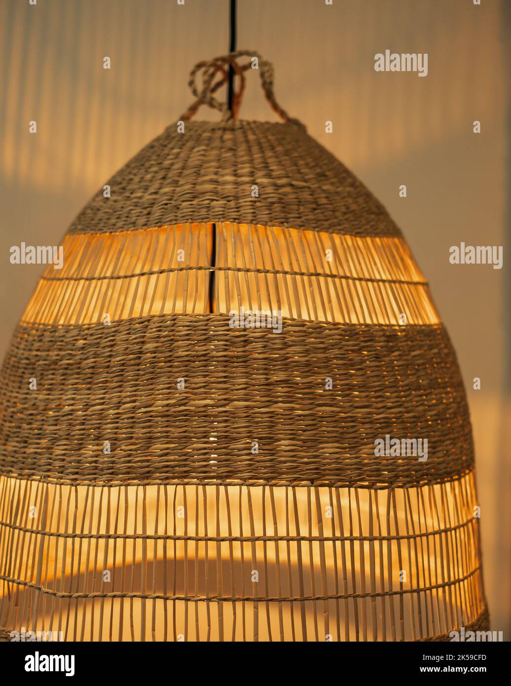 Pendant light with wicker lampshade, rustic style. Wicker shade lamp ...