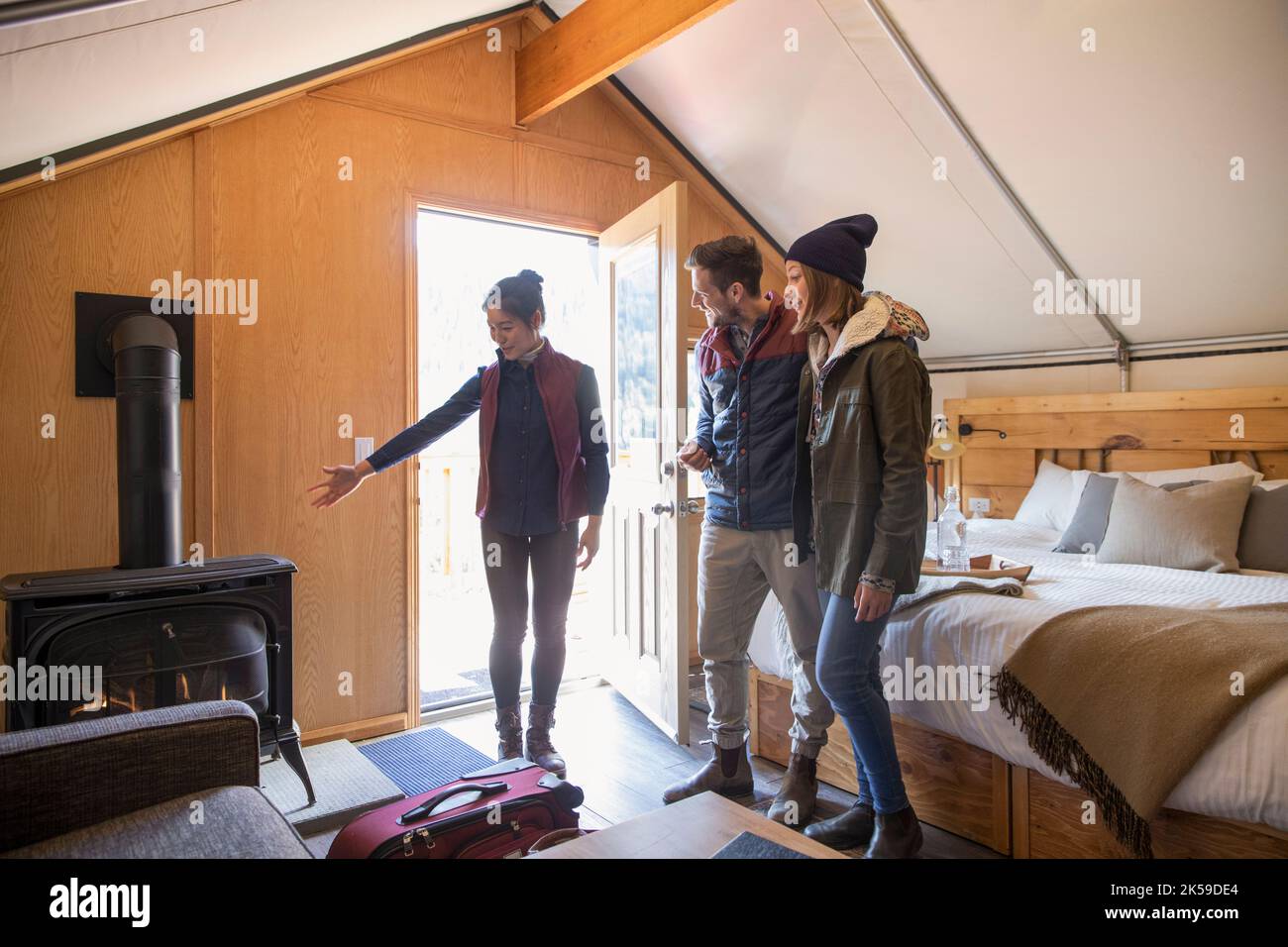 Female hotel employee helping guest hi-res stock photography and images ...