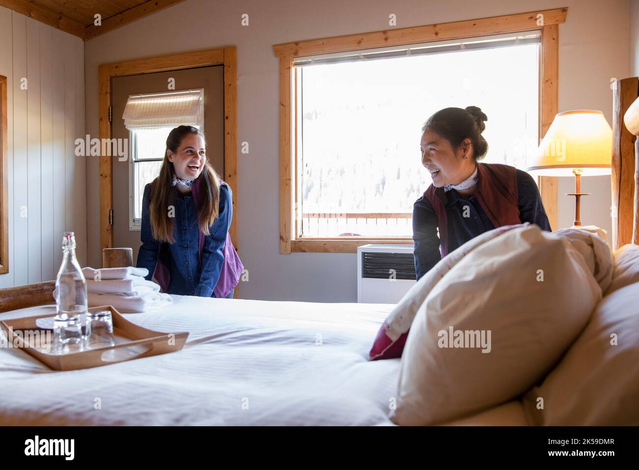 Employee laughing hi-res stock photography and images - Alamy