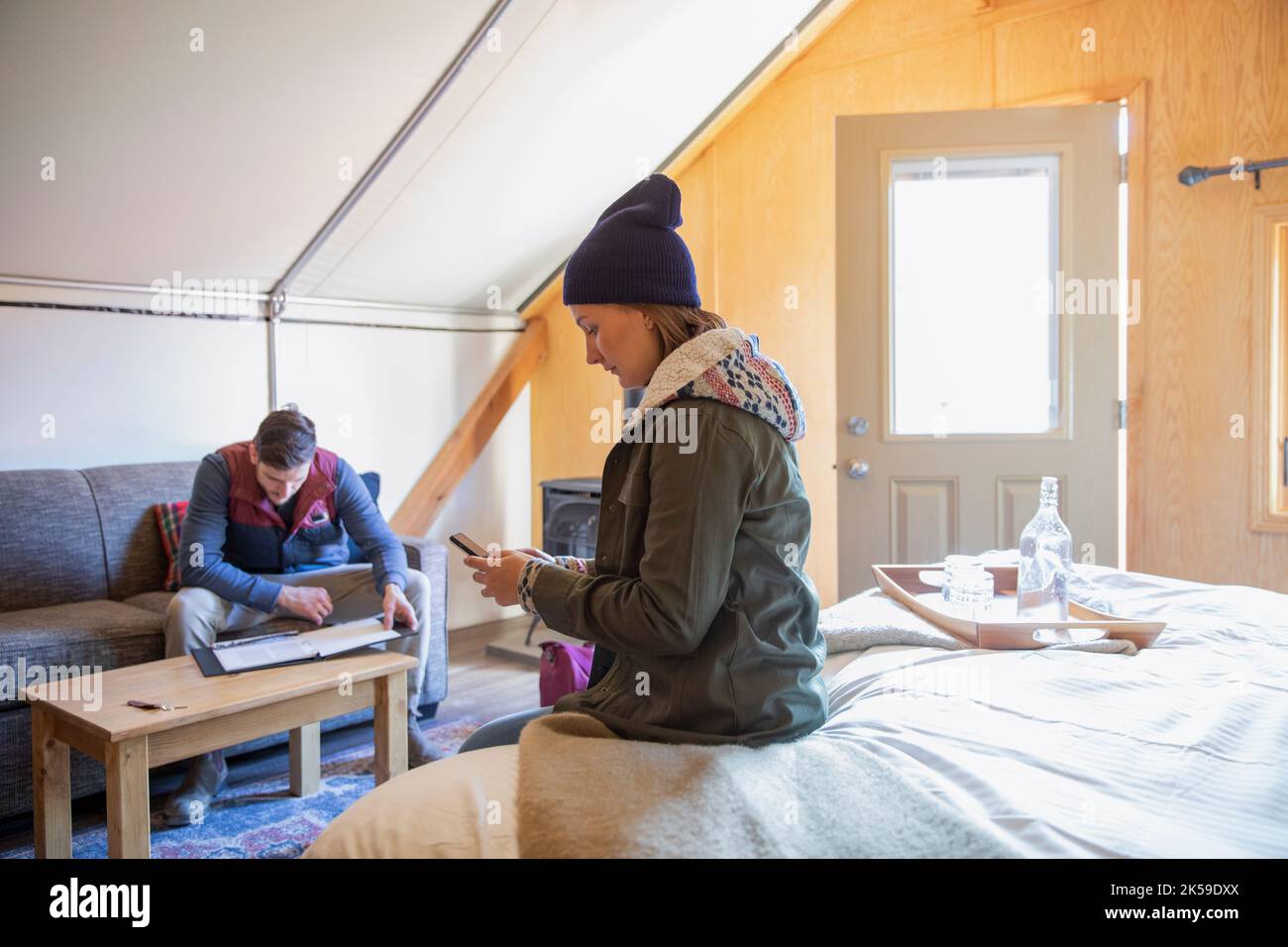 Two people in a cabin hi-res stock photography and images - Alamy