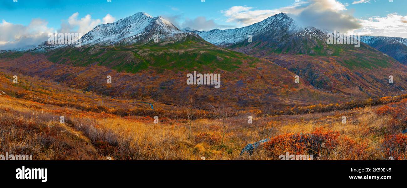 hatcher pass autumn Stock Photo - Alamy