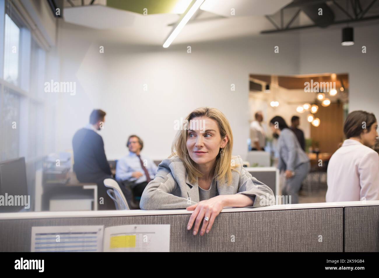 Office open plan partition hi-res stock photography and images - Alamy