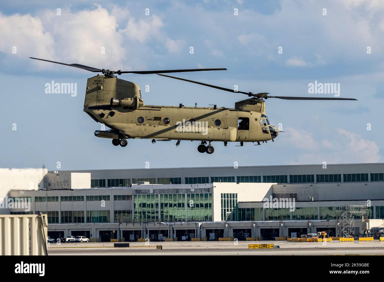 A CH-47, assigned to Company B, 1st Battalion, 111th Aviation Regiment ...