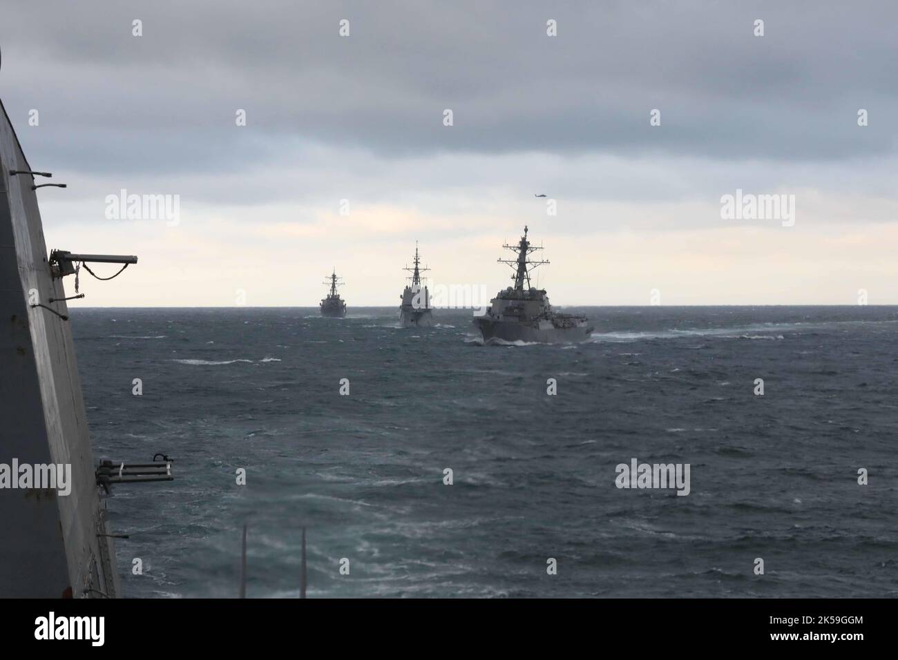 221005-N-AL206-1069 ATLANTIC OCEAN (Oct. 5, 2022) The Arleigh Burke ...