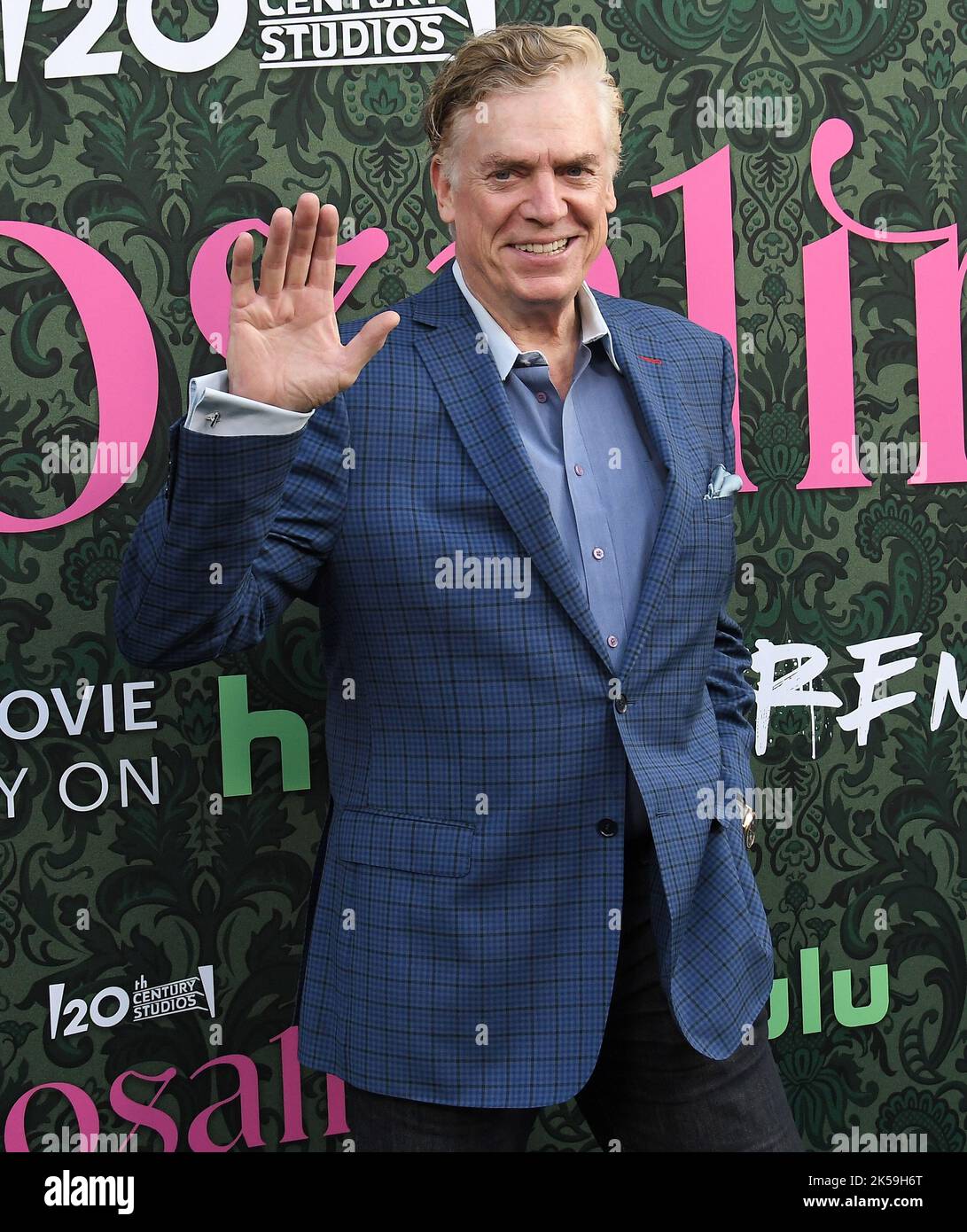 Los Angeles, USA. 06th Oct, 2022. Christopher McDonald arrives at the ...