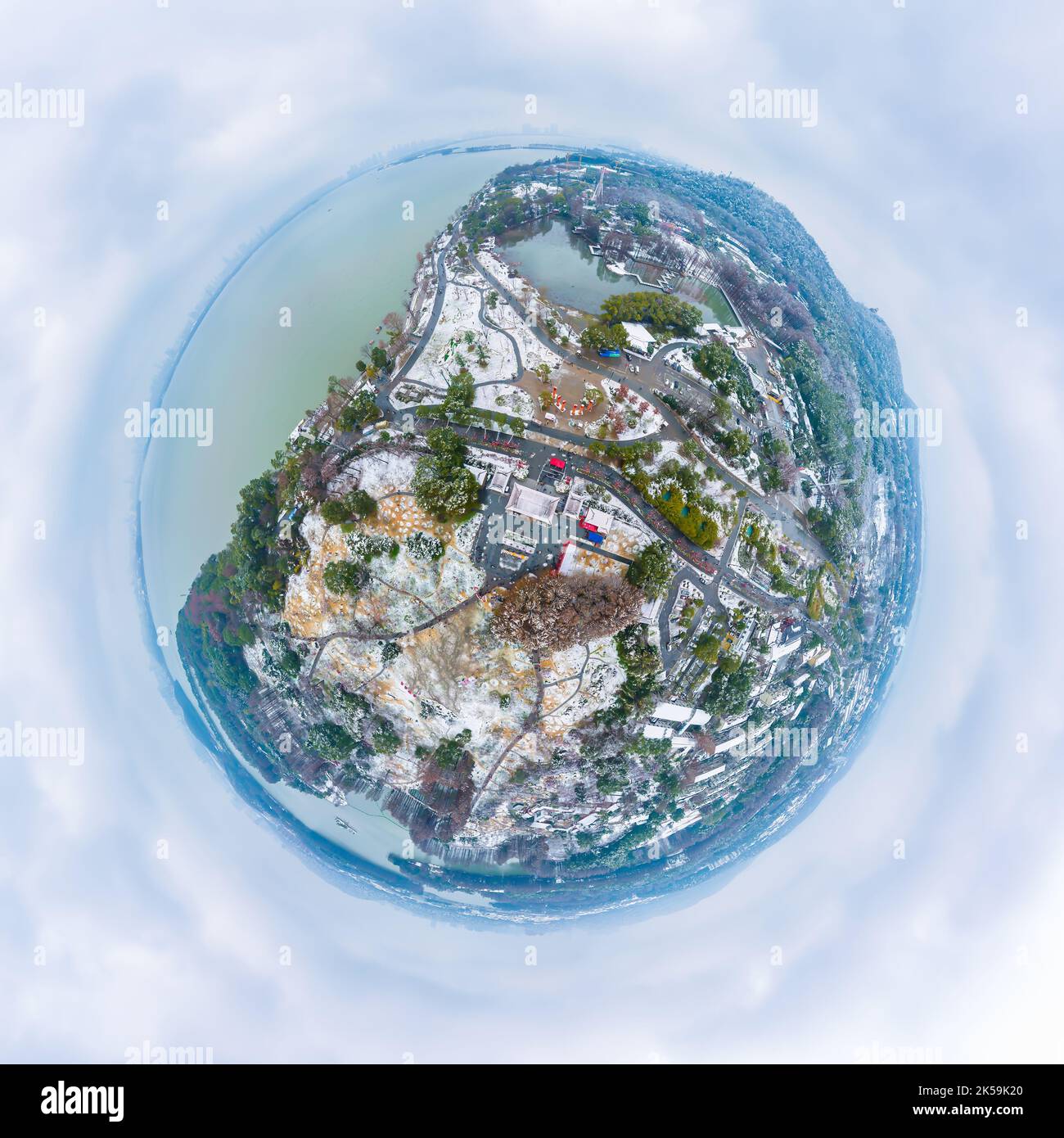 Winter snow scene in Moshan Scenic Area, East Lake, Wuhan, Hubei Stock Photo - Alamy