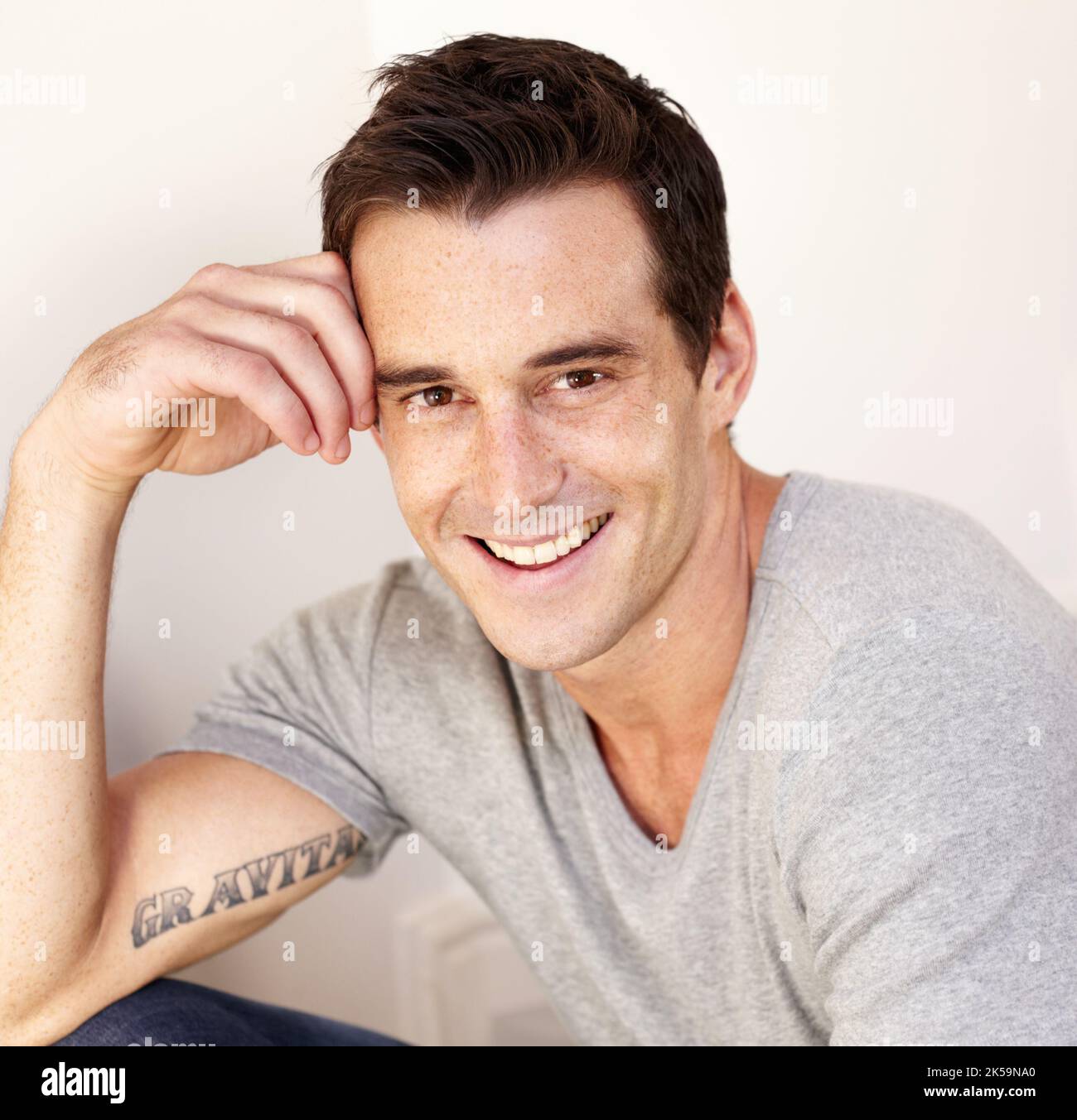 Casual good looking man hi-res stock photography and images - Alamy