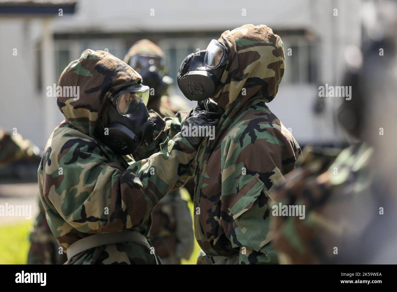 Manila, Philippines. 7th Oct, 2022. FIlipino marines conduct a chemical ...