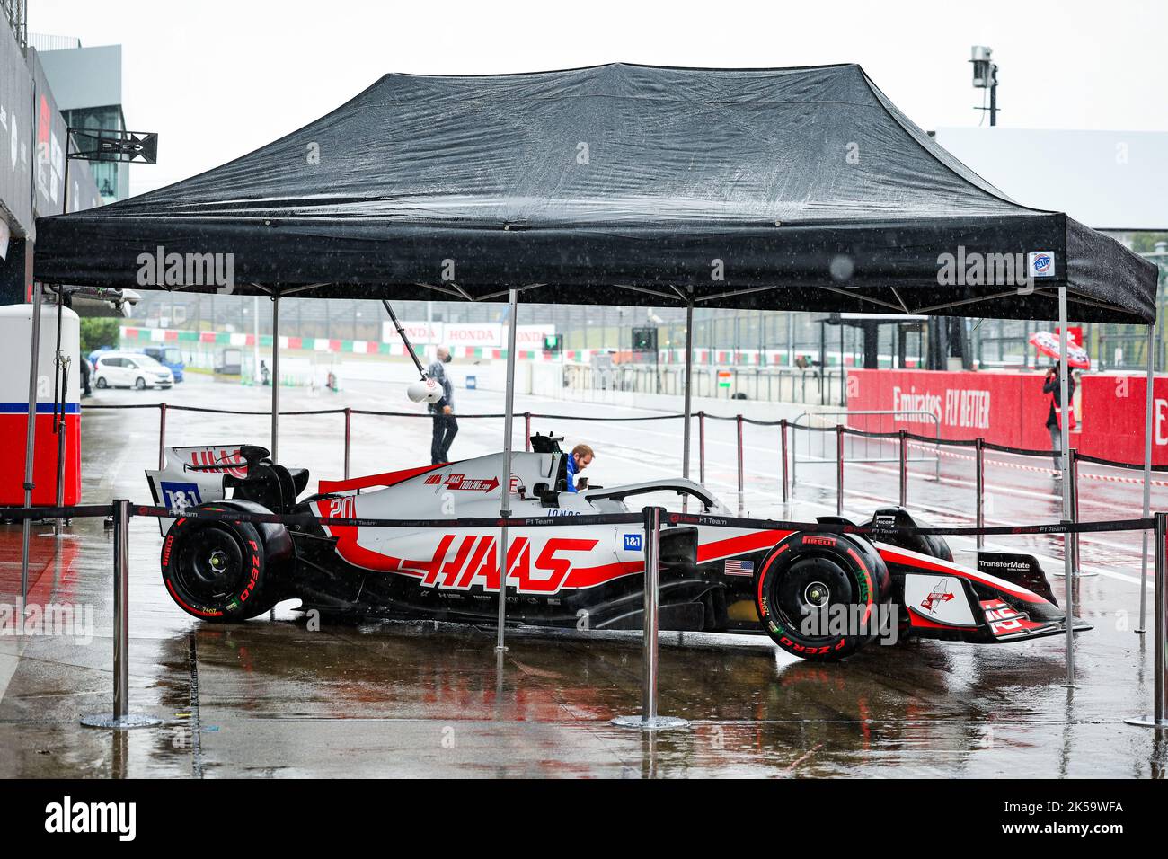 Japanese grand prix rain hi-res stock photography and images - Alamy