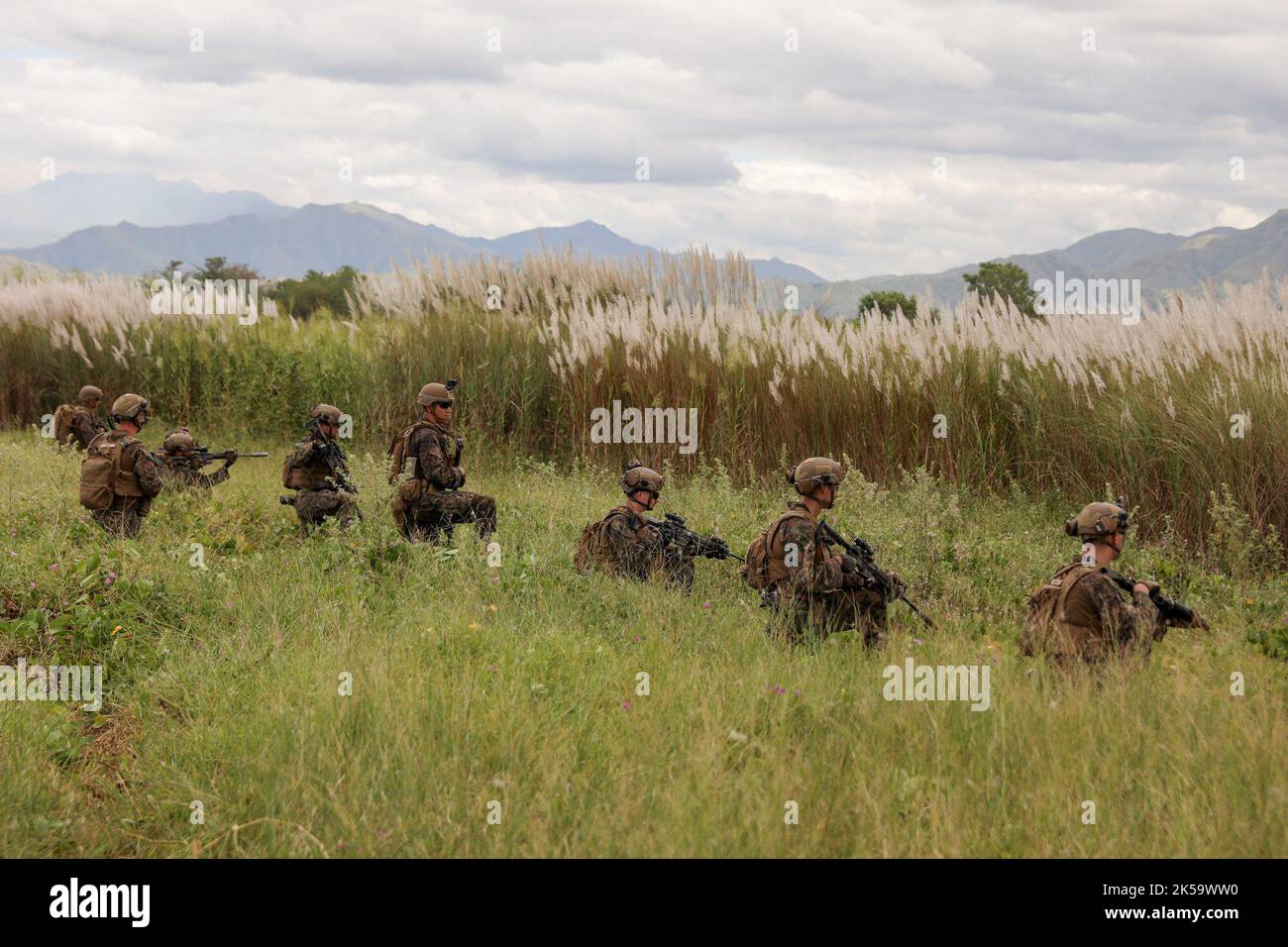 Manila, Philippines. 7th Oct, 2022. US marines make a beach landing ...