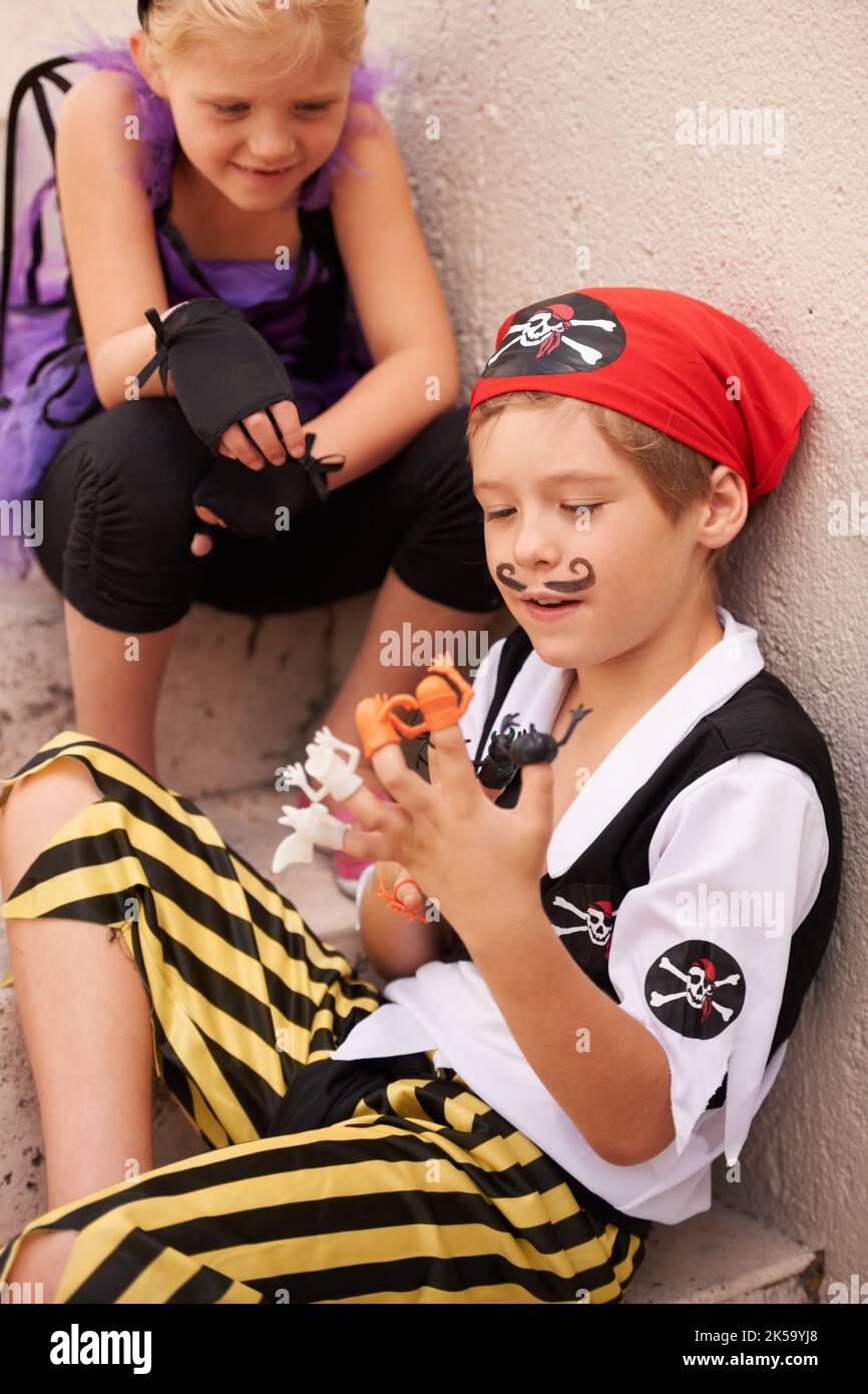 Adult costume party with pirates hi-res stock photography and images ...