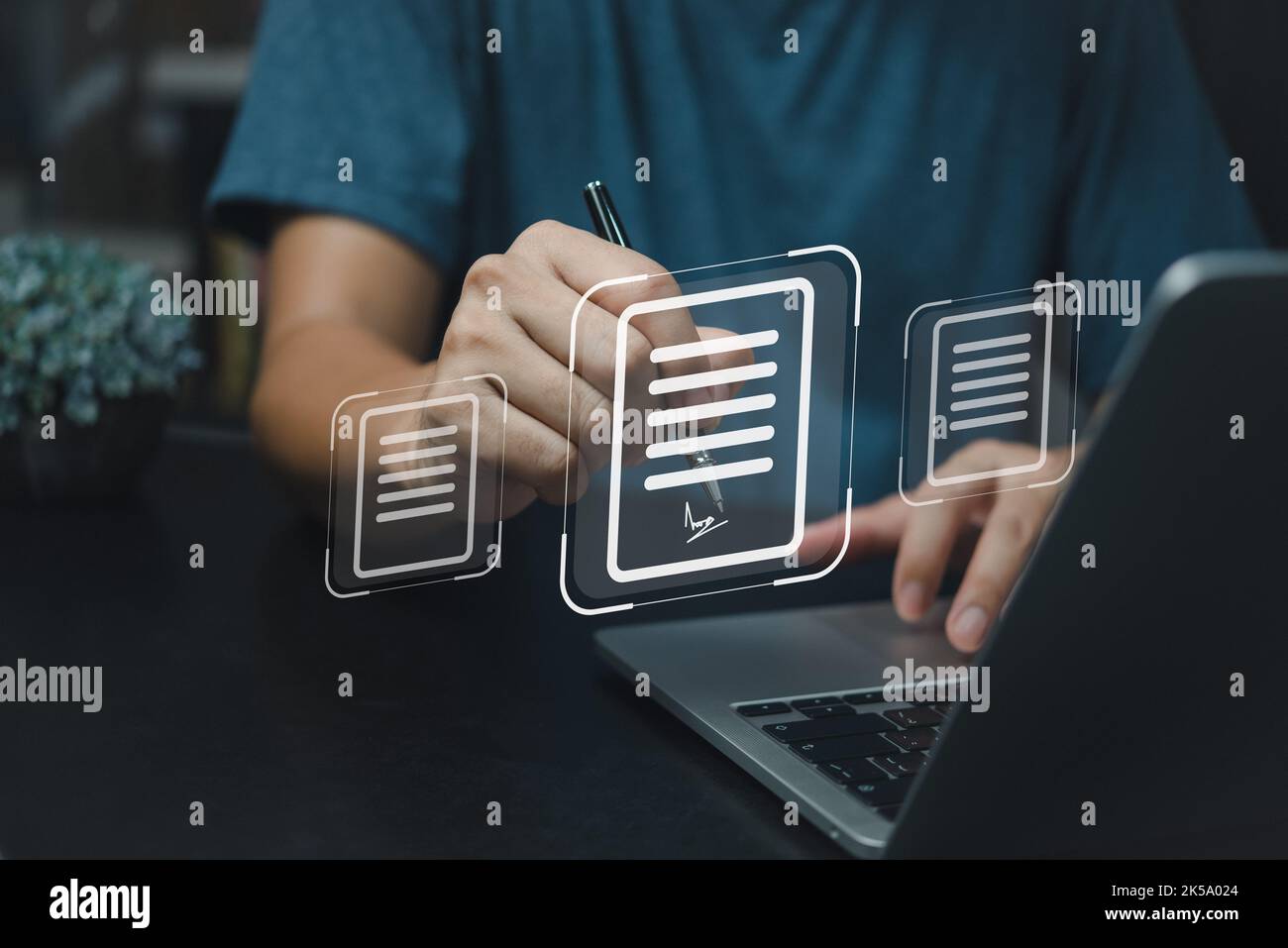 Electronic signature hi-res stock photography and images - Alamy