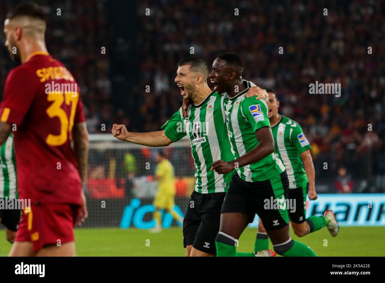 Roma, Italy 6th October 2022: Guido Rodriguez of Real Betis Balompie ...