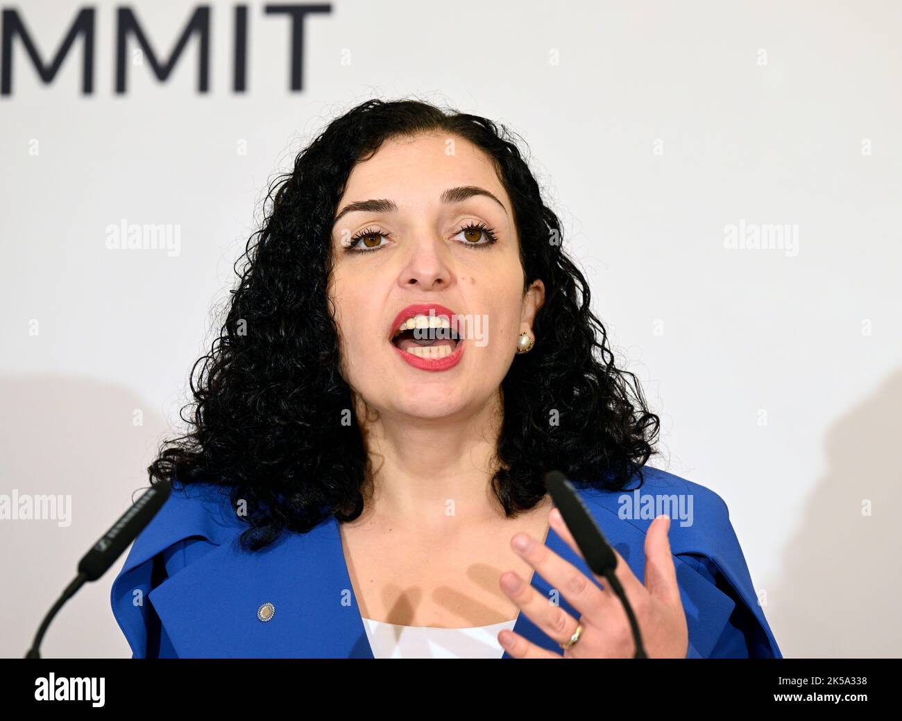 Prazsky summit eps hi-res stock photography and images - Alamy