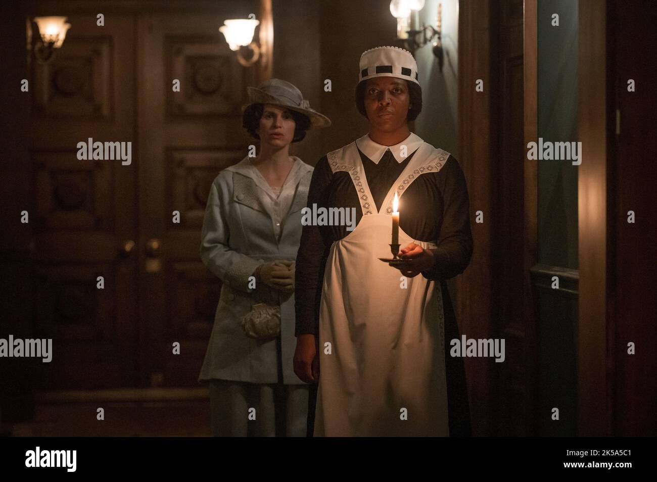 E vela hi-res stock photography and images - Alamy