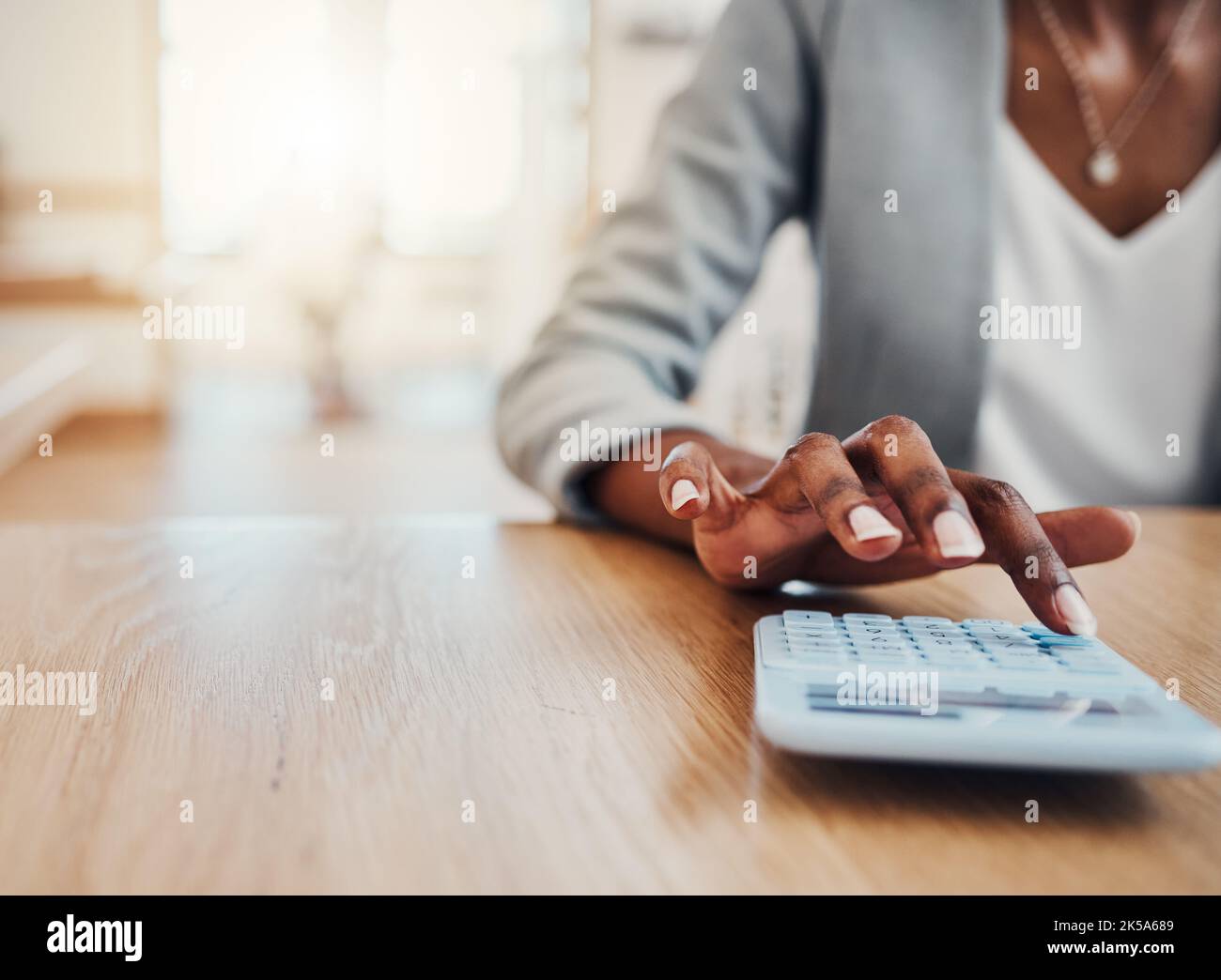 Personal loan calculation financial hi-res stock photography and images ...