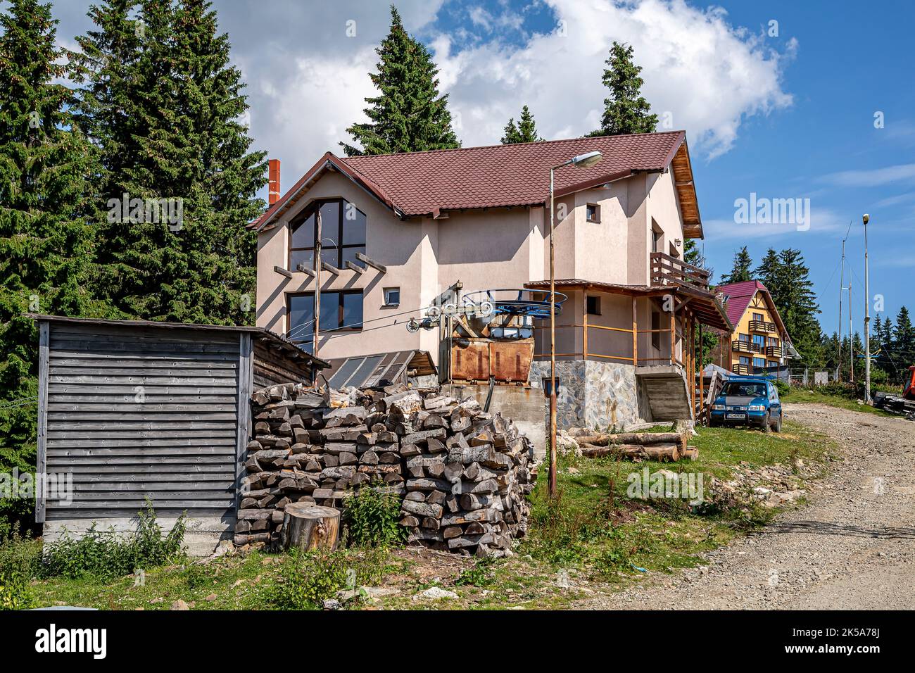 Cottage resort hi-res stock photography and images - Alamy