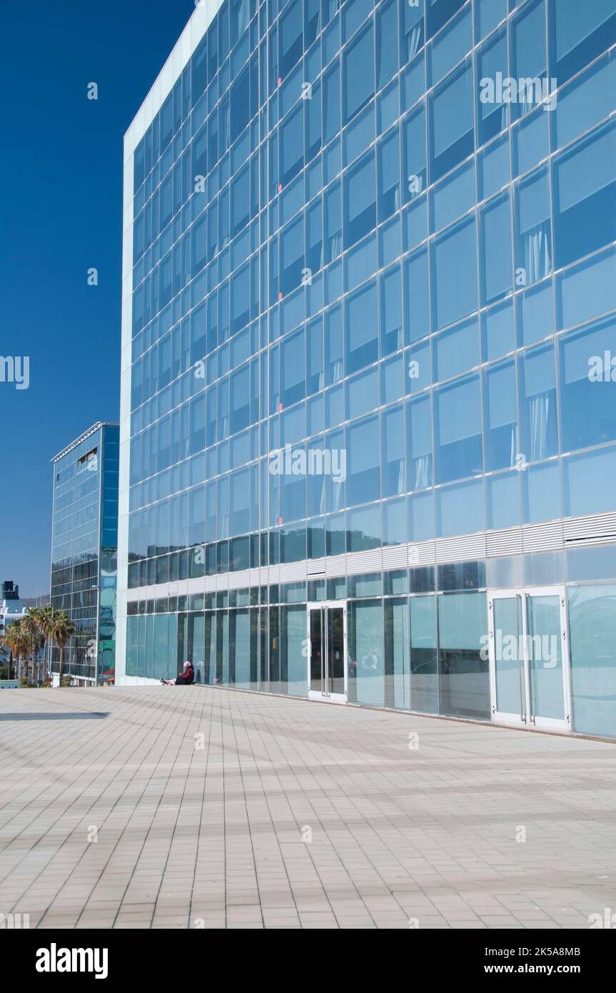 Lateral angle hi-res stock photography and images - Alamy