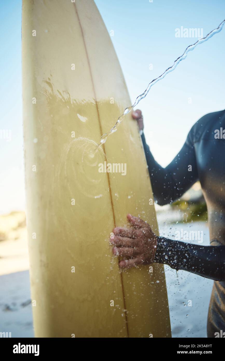 Cleaning surfboard hi-res stock photography and images - Alamy