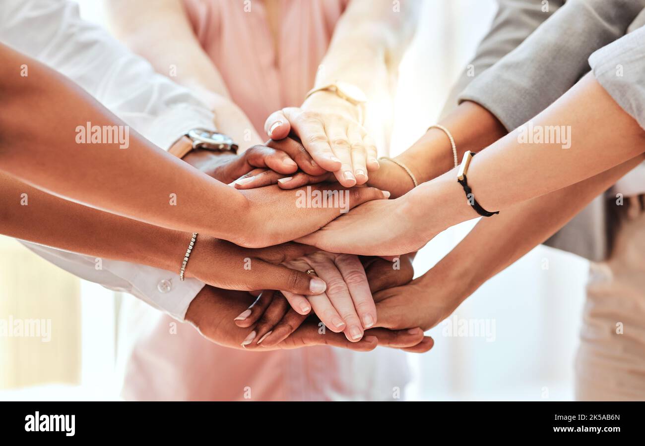 Community collaboration leadership hi-res stock photography and images - Alamy