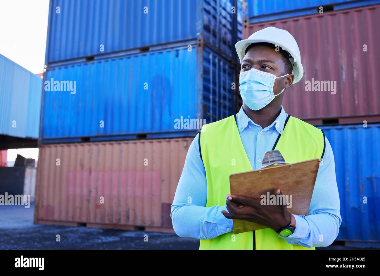Container ship worker hi-res stock photography and images - Alamy