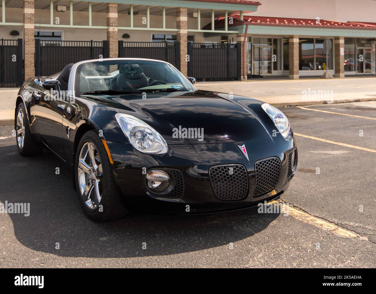 Pontiac Solstice Removable Hardtop