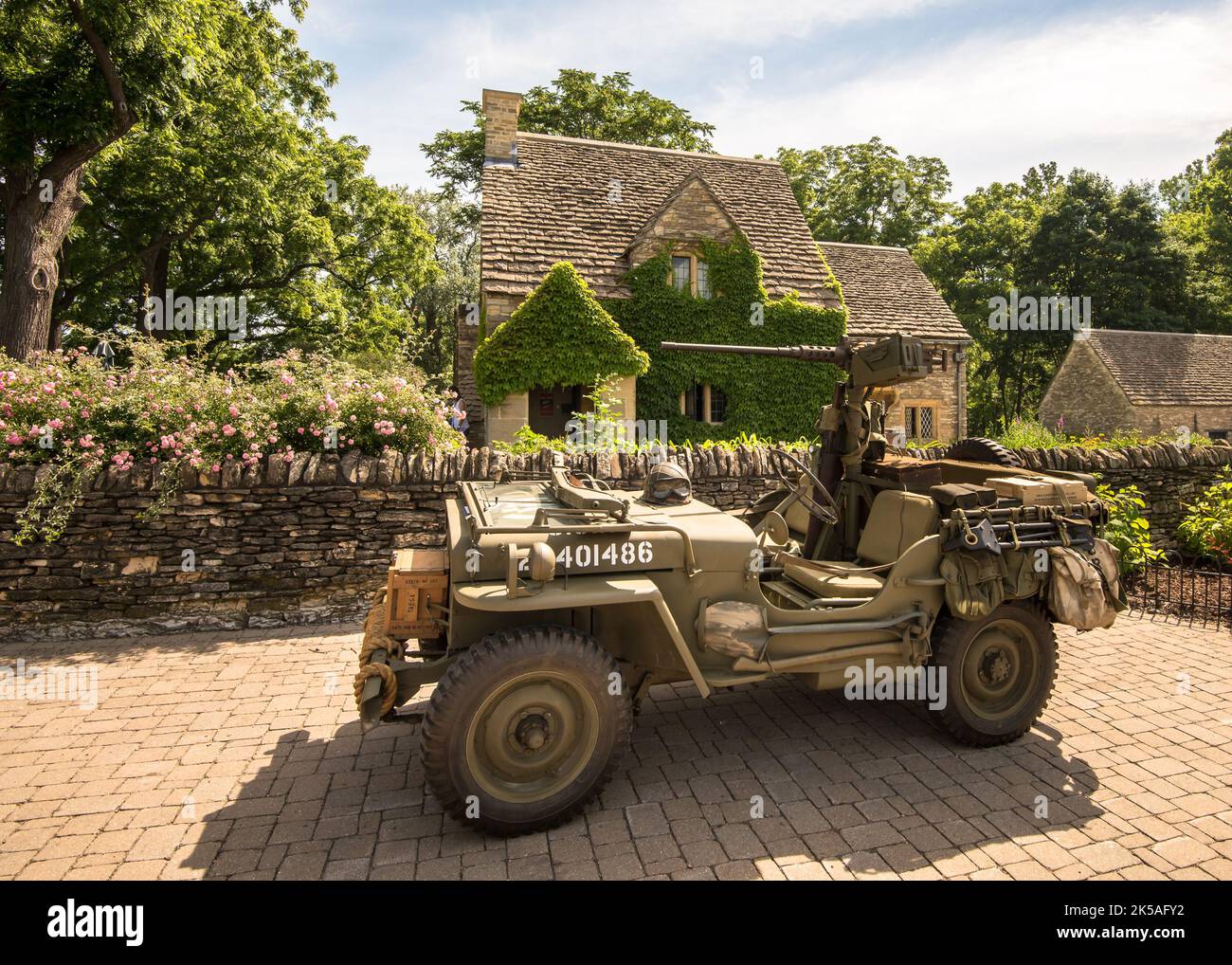 Military vehicle restoration hi-res stock photography and images - Alamy
