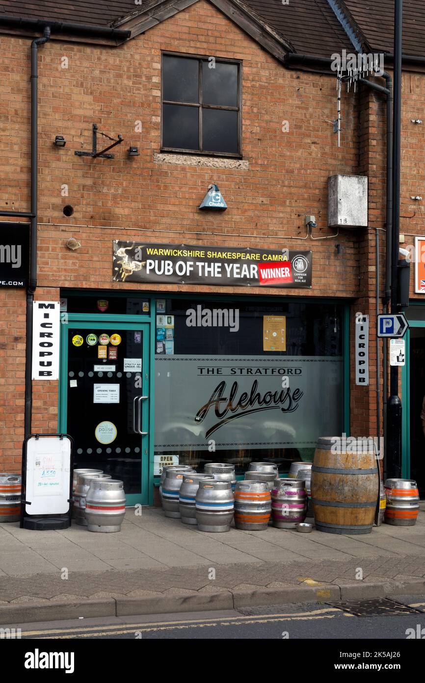 Micropub hi-res stock photography and images - Alamy
