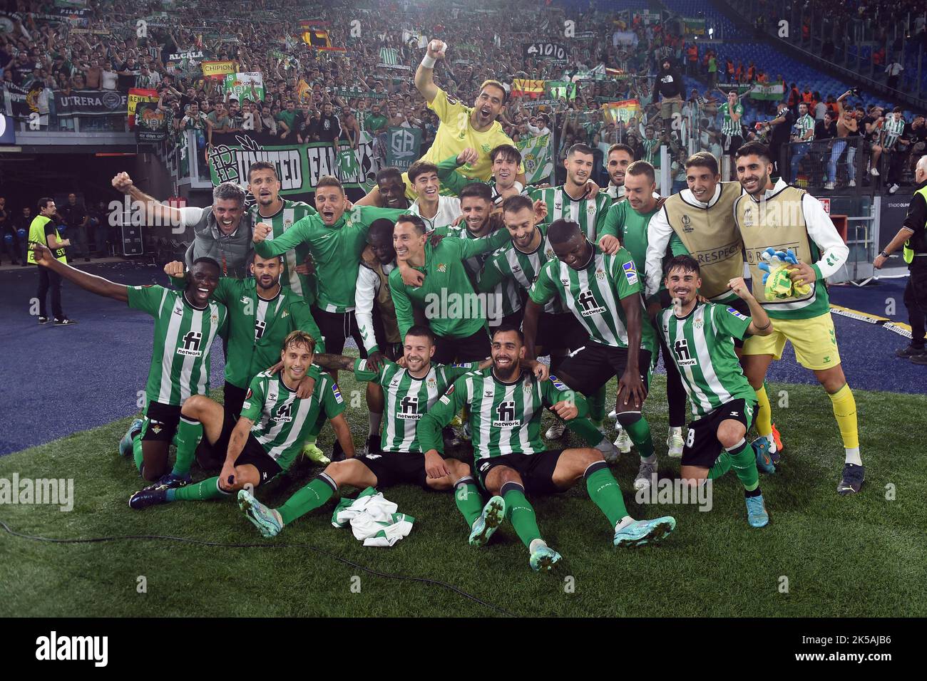 Real betis 2022 celebrating hi-res stock photography and images - Alamy