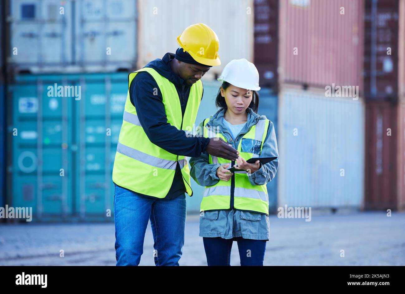 Workforce distribution hi-res stock photography and images - Alamy