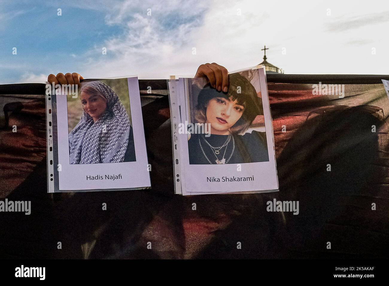 Napoli, 6-10-22, Woman, life, freedom'. These were the words that ...