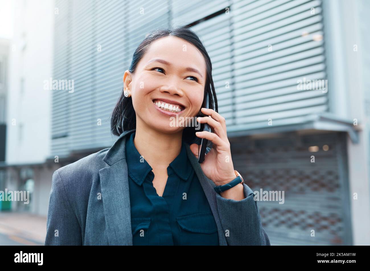 Asian female talking hi-res stock photography and images - Alamy