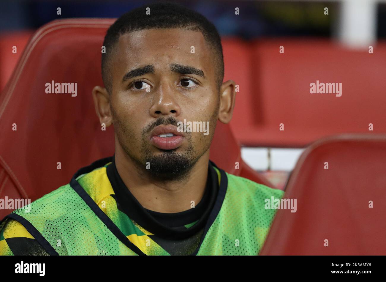 Gabriel jesus arsenal bench hi-res stock photography and images - Alamy