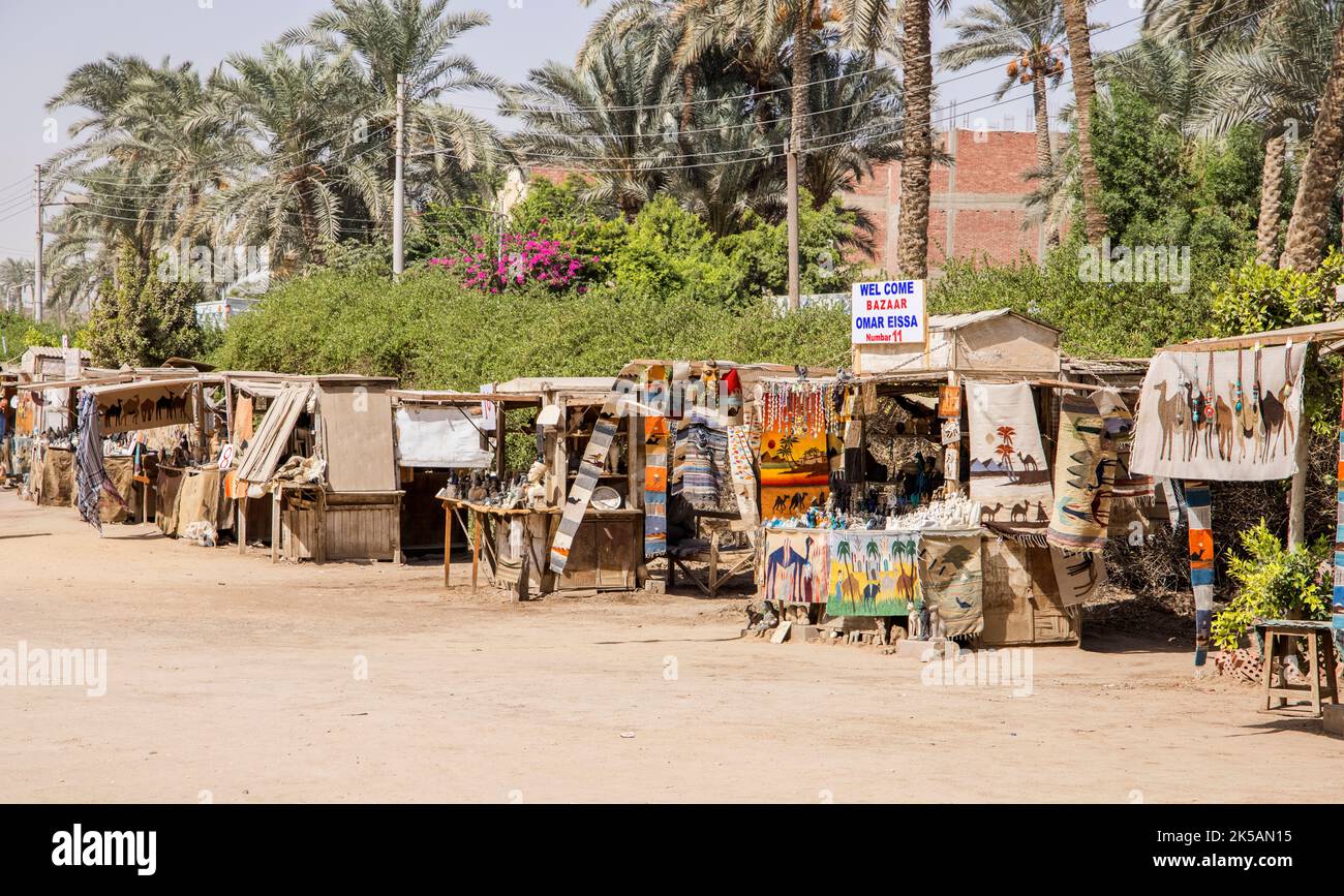 traders in memphis the ancient capital of egypt a unesco world heritage ...