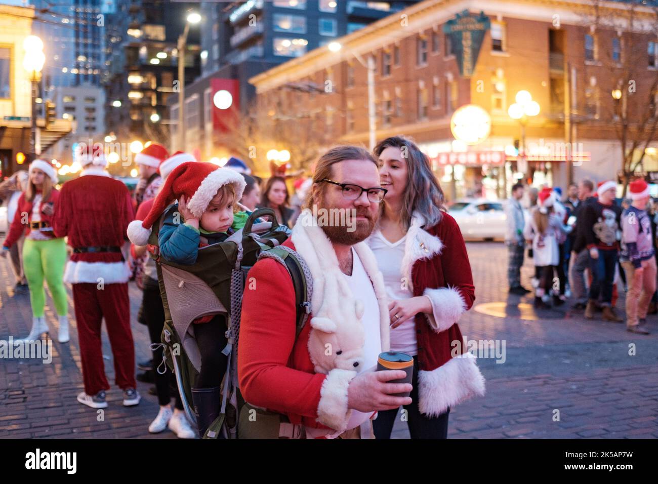 Masquerade ball night hi-res stock photography and images - Alamy