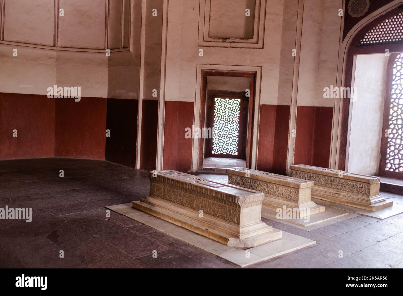 The first garden-tomb on the Indian subcontinent, this is the final ...