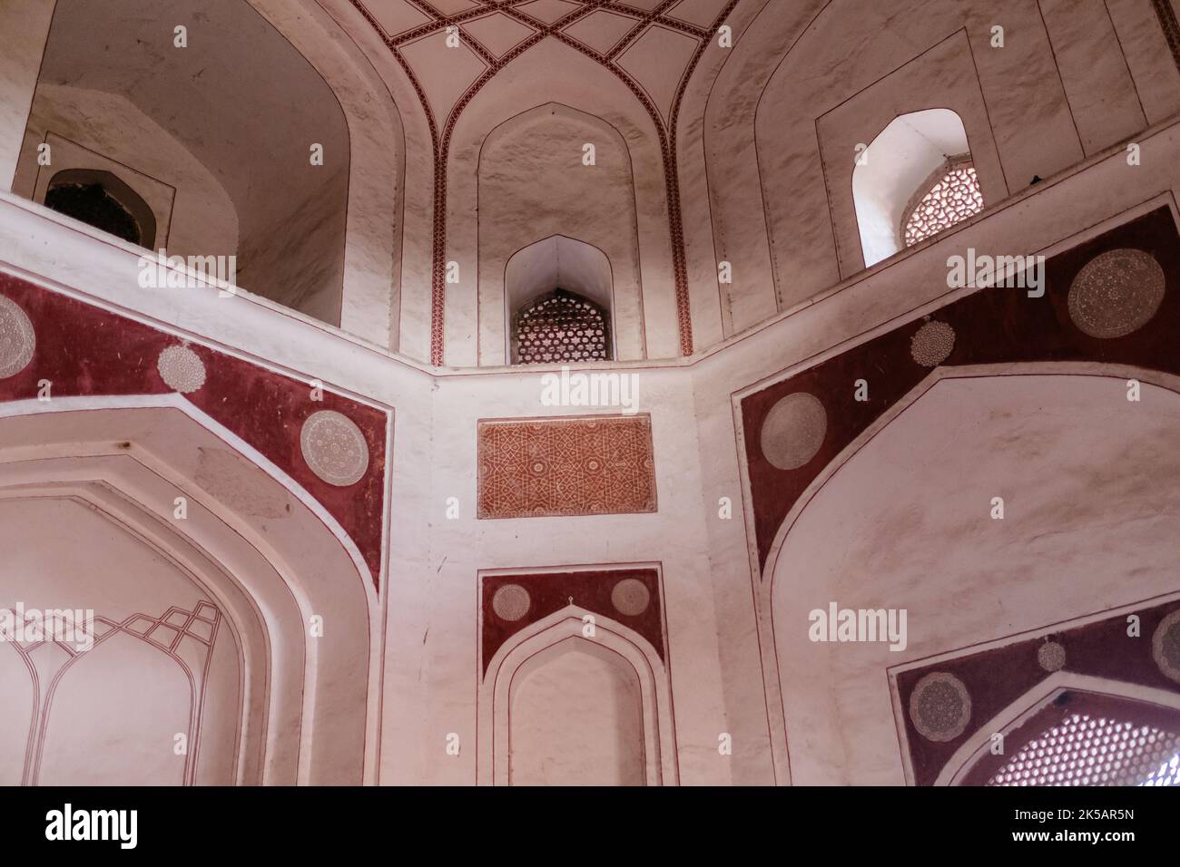 The first garden-tomb on the Indian subcontinent, this is the final ...