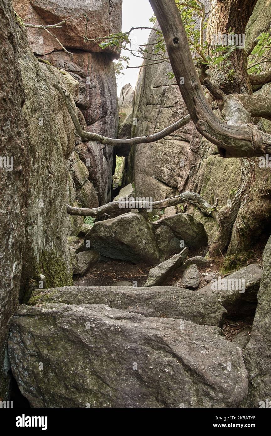 A narrow passage between rocks in Kladesholmen, Norway Stock Photo - Alamy