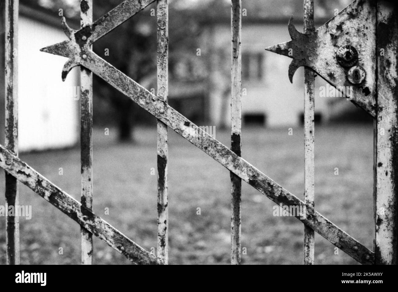 Border barbed wire Black and White Stock Photos & Images - Alamy
