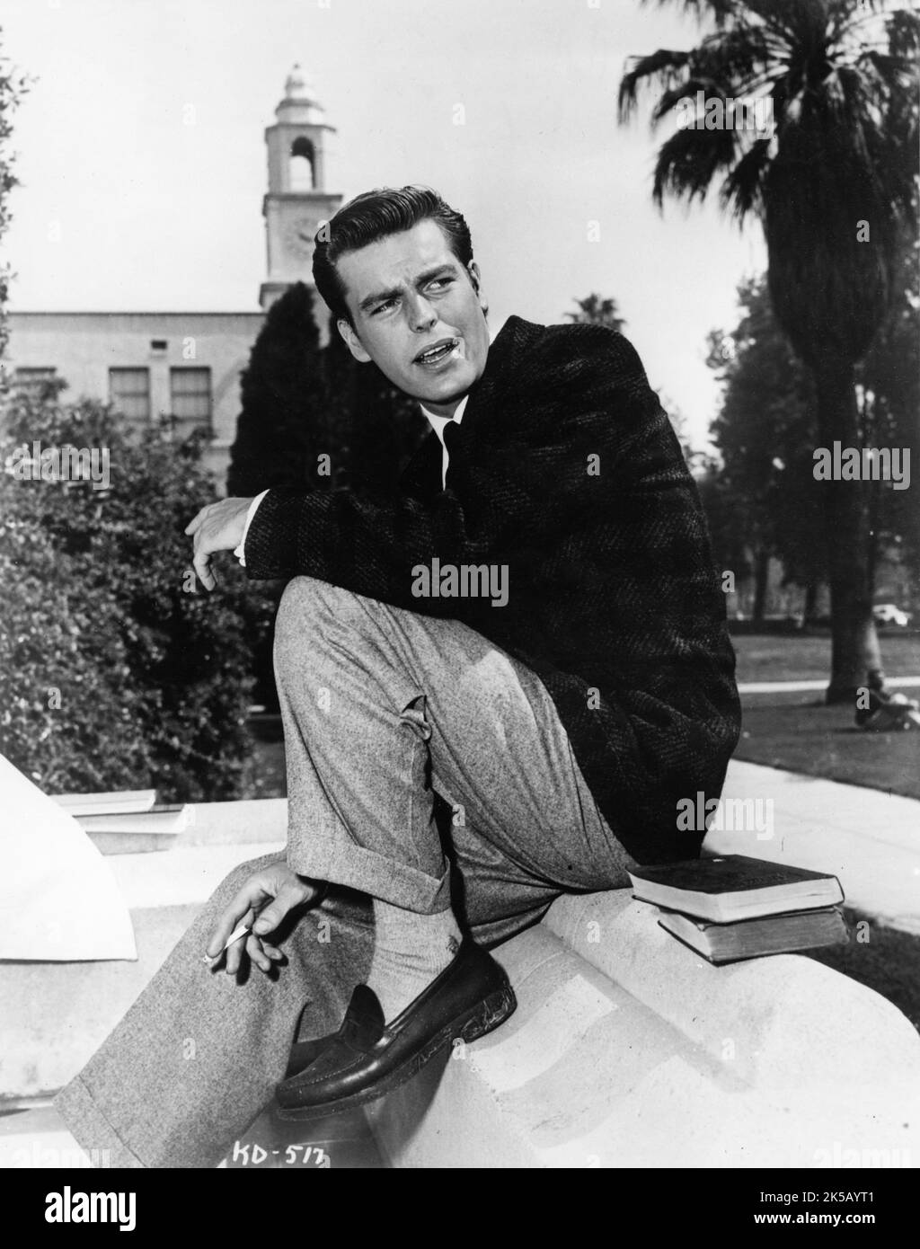 Robert wagner portrait hi-res stock photography and images - Alamy