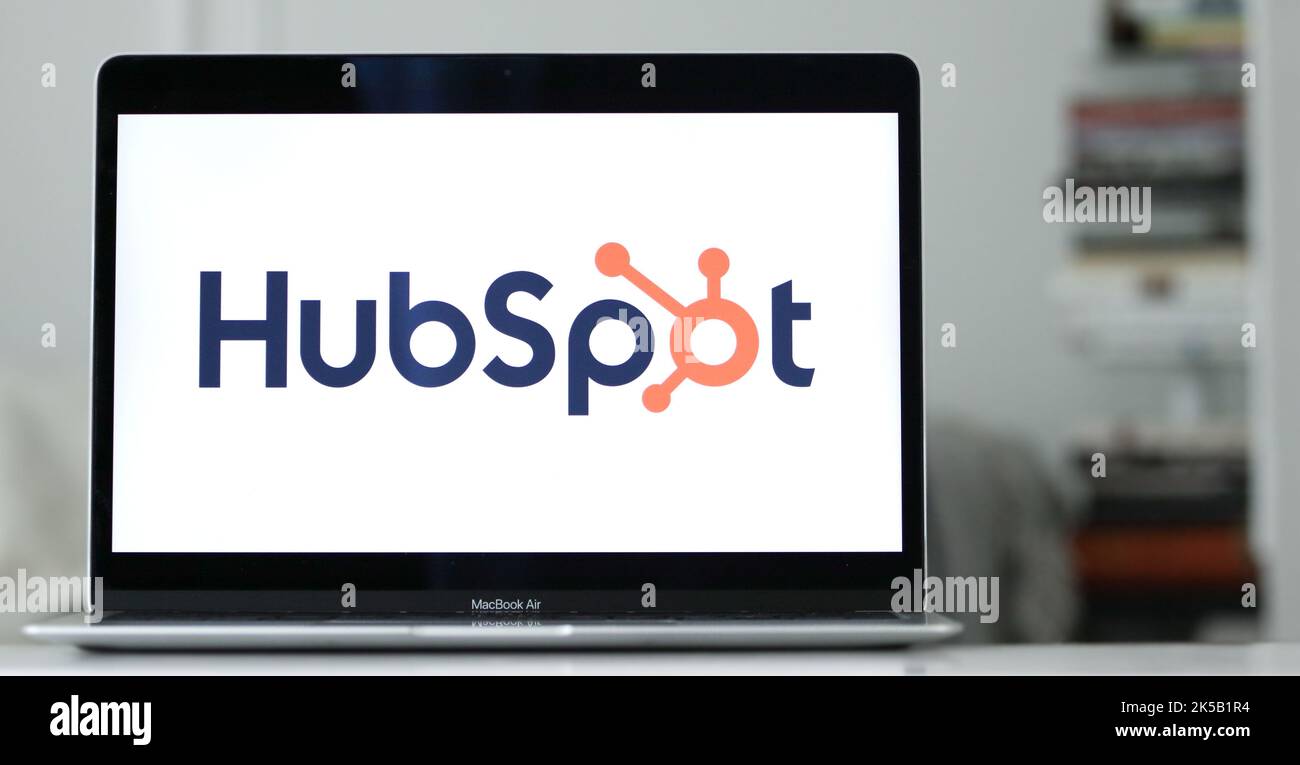 Software hubspot hi-res stock photography and images - Alamy