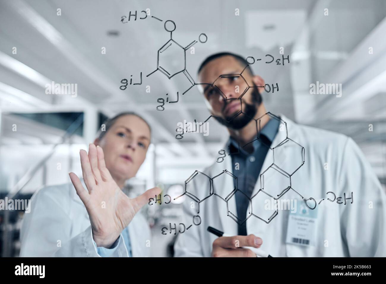 Math formula window hi-res stock photography and images - Alamy