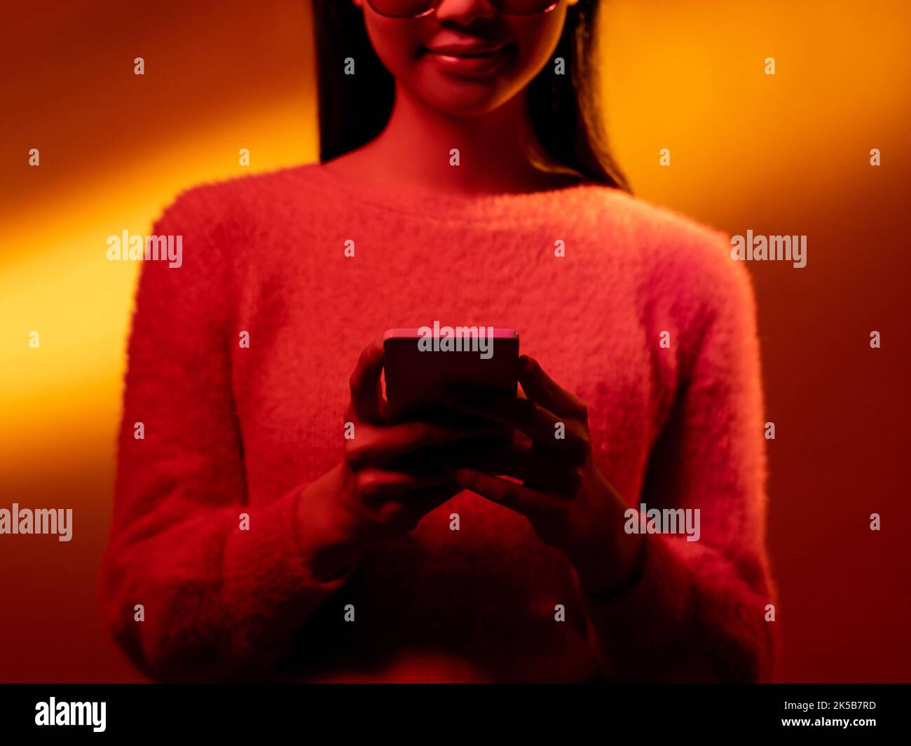 Communication girl hi-res stock photography and images - Alamy