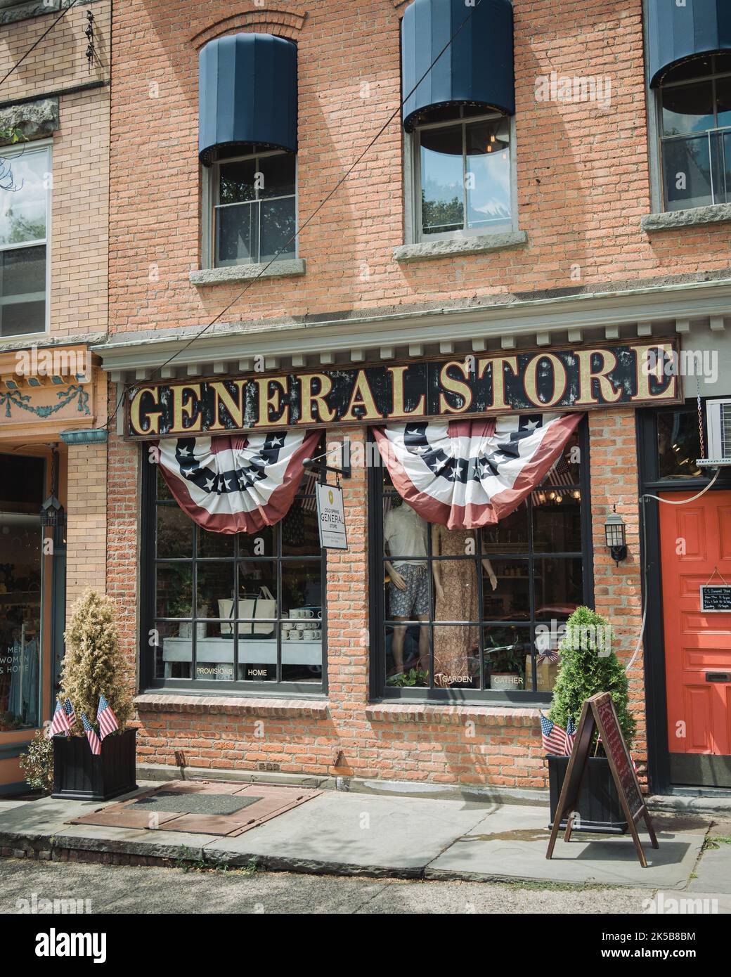 Spring general hi-res stock photography and images - Alamy