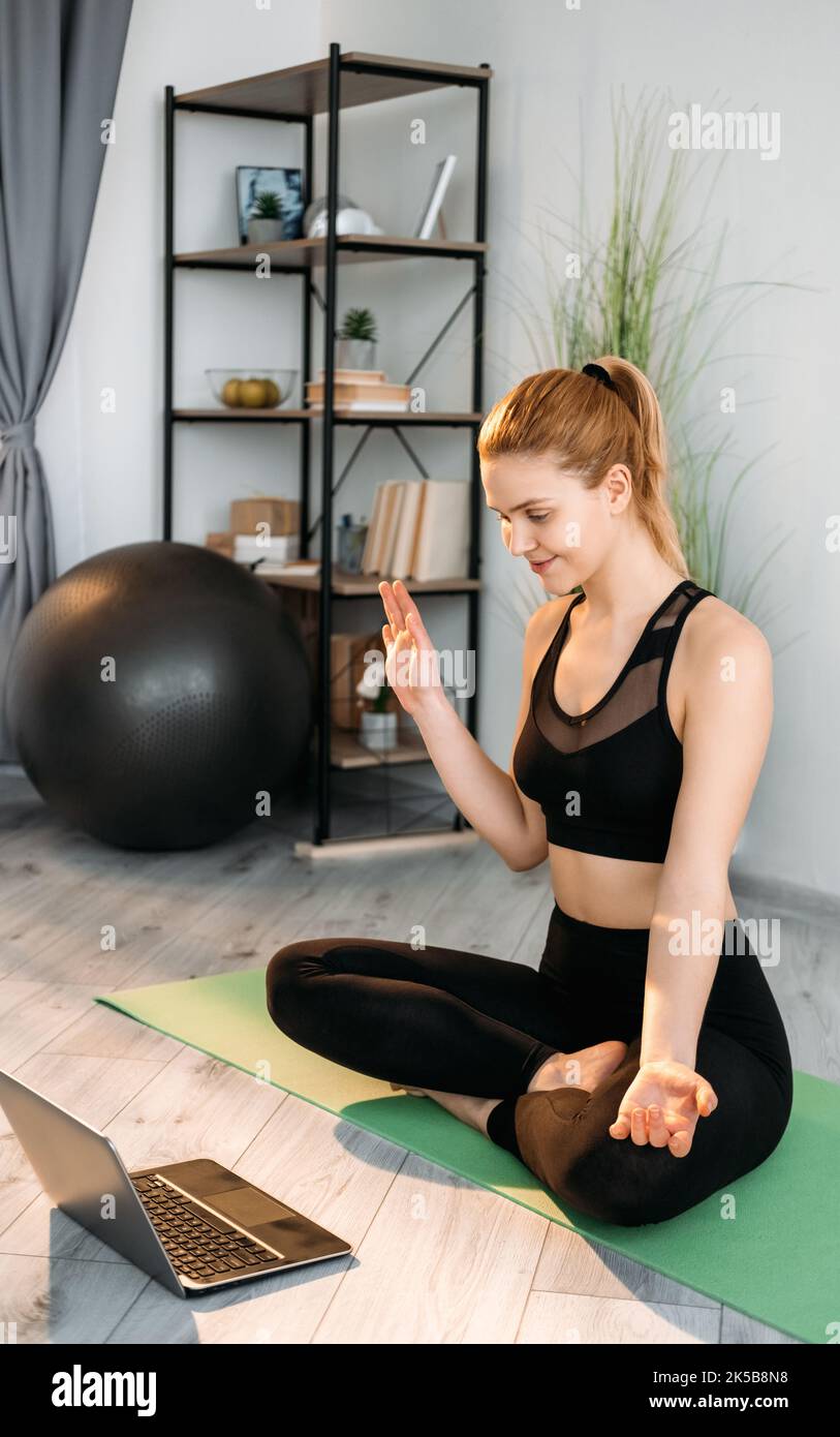 Female yoga coach hi-res stock photography and images - Alamy