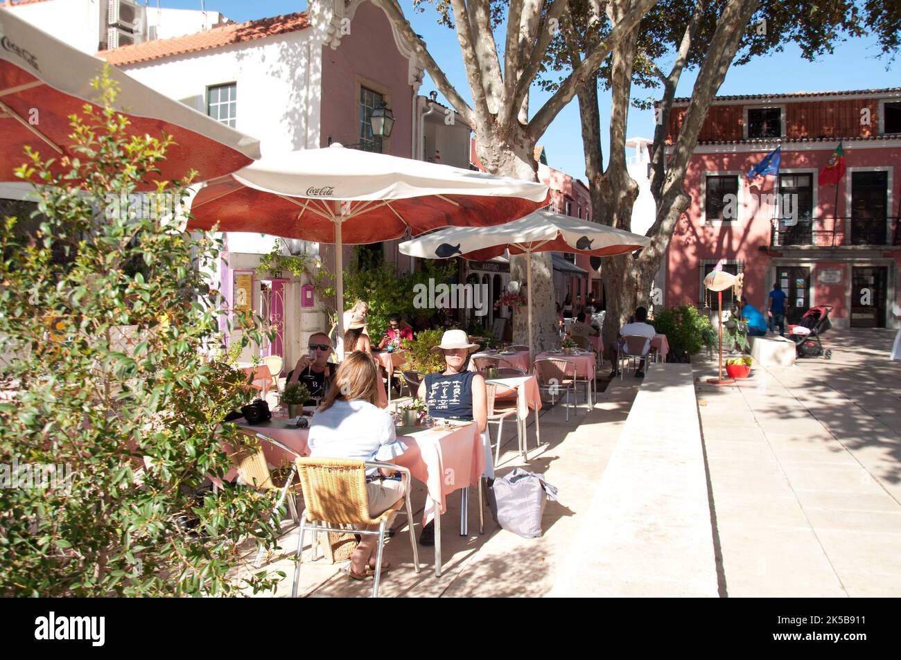 Cascais cafe hi-res stock photography and images - Alamy