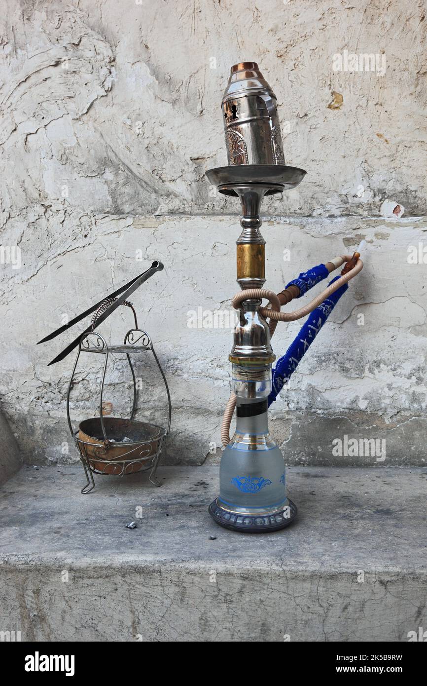 Altstadt von Doha, Wasserpfeife , Qatar, Katar Stock Photo - Alamy